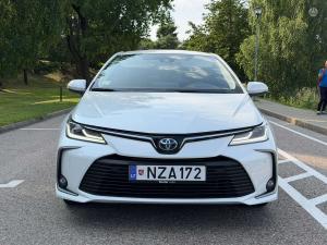 Белый Тойота Королла 2022 в Тракай, объемом двигателя 1.80 л и пробегом 125 тыс. км за 17950 €, фото 3 на AUTOMOTO.COM.LV