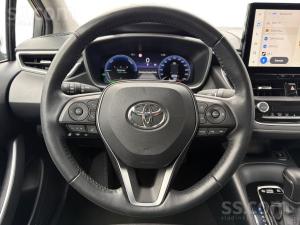 Balts Toyota Corolla 2024 Rīga, ar dzinēja tilpumu 1.80 L un nobraukumu 20 tūkst. km par 23590 €, foto 13 vietnē AUTOMOTO.COM.LV