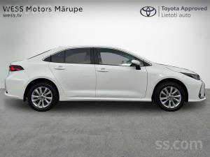 Balts Toyota Corolla 2024 Rīga, ar dzinēja tilpumu 1.80 L un nobraukumu 20 tūkst. km par 23590 €, foto 17 vietnē AUTOMOTO.COM.LV
