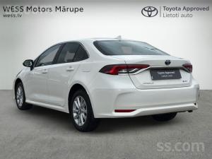 Balts Toyota Corolla 2024 Rīga, ar dzinēja tilpumu 1.80 L un nobraukumu 20 tūkst. km par 23590 €, foto 18 vietnē AUTOMOTO.COM.LV