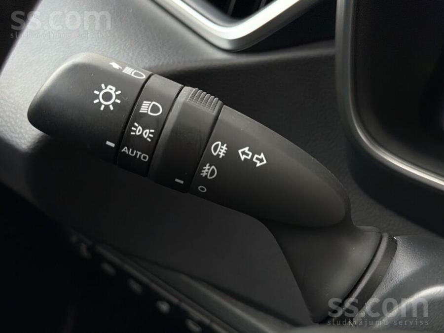 Balts Toyota Corolla 2024 Rīga, ar dzinēja tilpumu 1.80 L un nobraukumu 20 tūkst. km par 23590 €, foto 24 vietnē AUTOMOTO.COM.LV