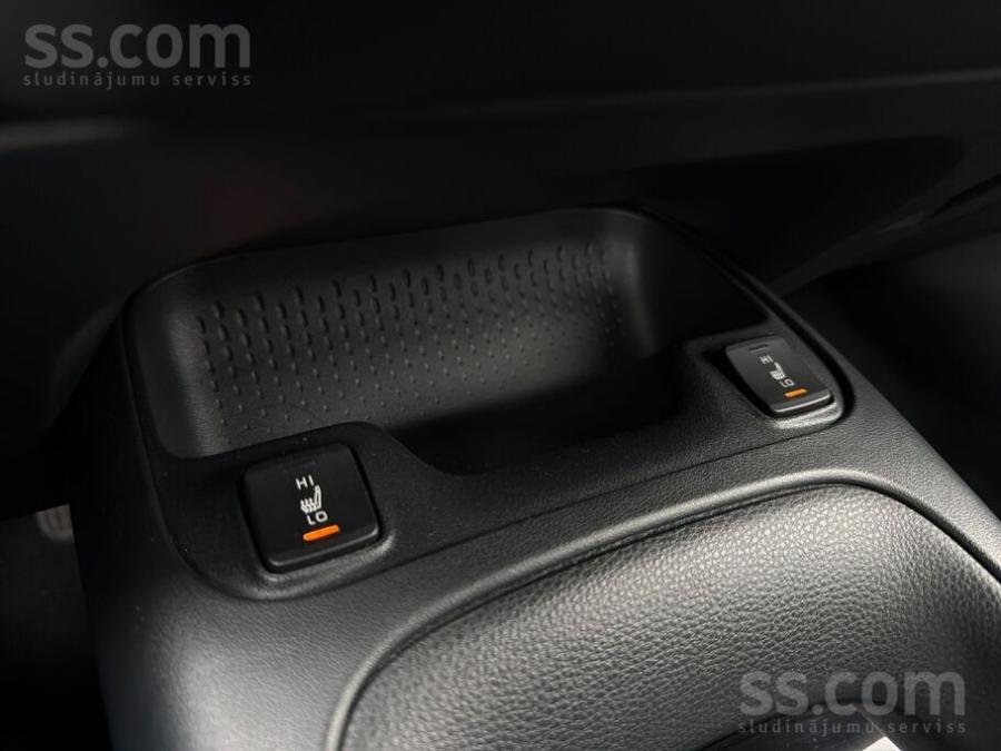 Balts Toyota Corolla 2024 Rīga, ar dzinēja tilpumu 1.80 L un nobraukumu 20 tūkst. km par 23590 €, foto 28 vietnē AUTOMOTO.COM.LV