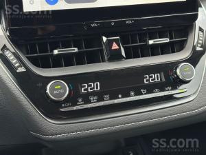 Balts Toyota Corolla 2024 Rīga, ar dzinēja tilpumu 1.80 L un nobraukumu 20 tūkst. km par 23590 €, foto 29 vietnē AUTOMOTO.COM.LV