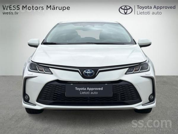 White Toyota Corolla 2024 in Riga, with an engine capacity of 1.80 L and mileage of 20 thousand km for 23590 €, photo 6 on AUTOMOTO.COM.LV
