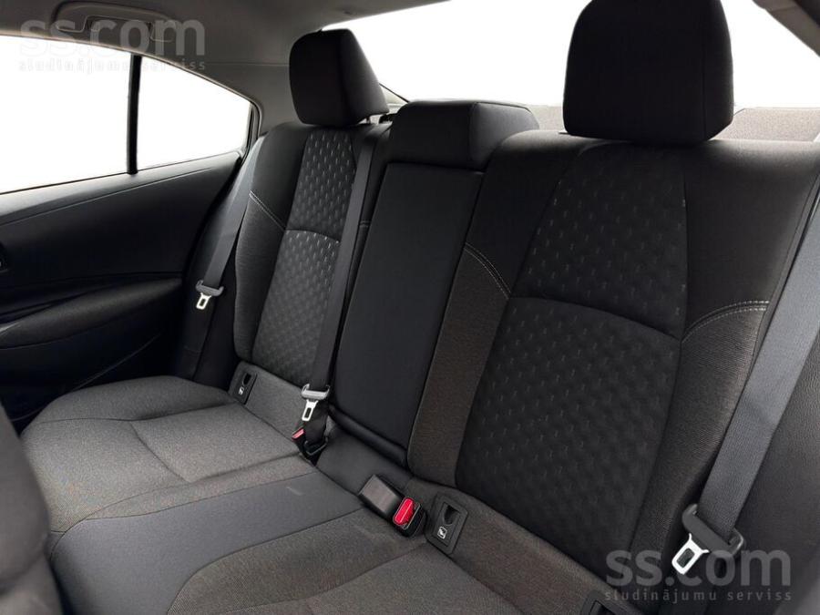 Balts Toyota Corolla 2025 Rīga, ar dzinēja tilpumu 1.80 L un nobraukumu 45 tūkst. km par 22990 €, foto 20 vietnē AUTOMOTO.COM.LV
