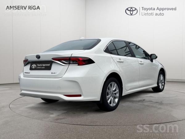 Balts Toyota Corolla 2025 Rīga, ar dzinēja tilpumu 1.80 L un nobraukumu 40 tūkst. km par 22400 €, foto 3 vietnē AUTOMOTO.COM.LV