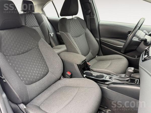 Balts Toyota Corolla 2025 Rīga, ar dzinēja tilpumu 1.80 L un nobraukumu 40 tūkst. km par 22400 €, foto 7 vietnē AUTOMOTO.COM.LV