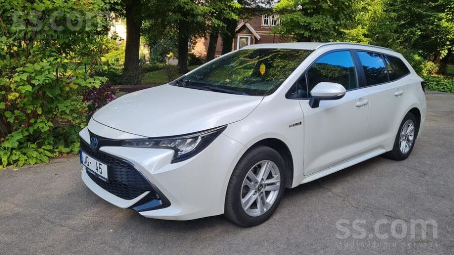 Balts Toyota Corolla 2019 Rīga, ar dzinēja tilpumu 1.80 L un nobraukumu 178 tūkst. km par 15100 €, foto 1 vietnē AUTOMOTO.COM.LV