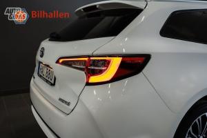 White Toyota Corolla 2019 in Kaunas, with an engine capacity of 0.00 L and mileage of 52 thousand km for 23418 €, photo 10 on AUTOMOTO.COM.LV