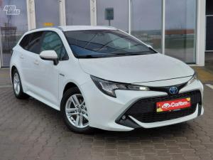 White Toyota Corolla 2019 in Vilnius, with an engine capacity of 1.80 L and mileage of 386 thousand km for 12000 €, photo  on AUTOMOTO.COM.LV