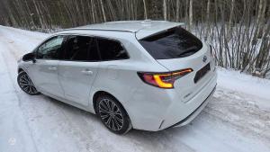 Balts Toyota Corolla 2019 Panevēža, ar dzinēja tilpumu 1.80 L un nobraukumu 146 tūkst. km par 14900 €, foto 2 vietnē AUTOMOTO.COM.LV