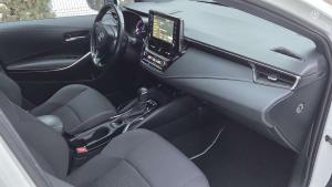 Balts Toyota Corolla 2019 Panevēža, ar dzinēja tilpumu 1.80 L un nobraukumu 146 tūkst. km par 14900 €, foto 16 vietnē AUTOMOTO.COM.LV