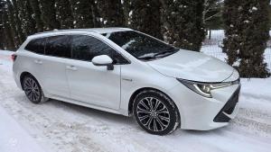 Balts Toyota Corolla 2019 Panevēža, ar dzinēja tilpumu 1.80 L un nobraukumu 146 tūkst. km par 14900 €, foto 24 vietnē AUTOMOTO.COM.LV