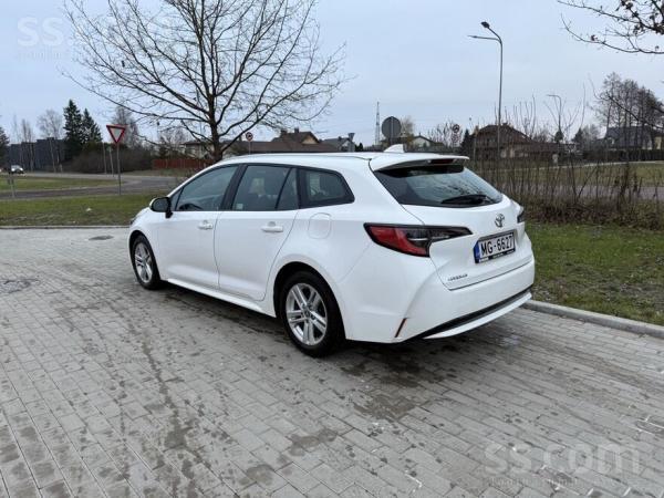 Balts Toyota Corolla 2019 Rīga, ar dzinēja tilpumu 1.20 L un nobraukumu 78 tūkst. km par 13800 €, foto 4 vietnē AUTOMOTO.COM.LV
