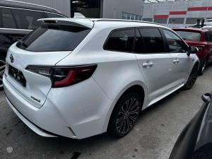 Balts Toyota Corolla 2019 Marijampole, ar dzinēja tilpumu 1.80 L un nobraukumu 117 tūkst. km par 11750 €, foto 4 vietnē AUTOMOTO.COM.LV