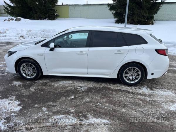 Balts Toyota Corolla 2019 Tallina, ar dzinēja tilpumu 1.80 L un nobraukumu 177 tūkst. km par 13390 €, foto 6 vietnē AUTOMOTO.COM.LV