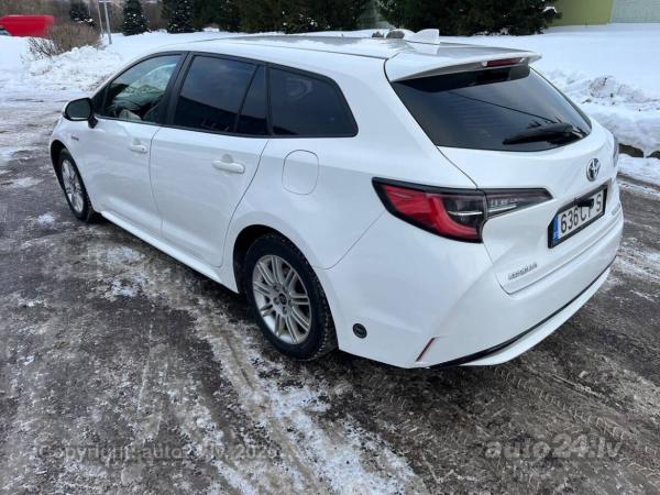 Balts Toyota Corolla 2019 Tallina, ar dzinēja tilpumu 1.80 L un nobraukumu 177 tūkst. km par 13390 €, foto 9 vietnē AUTOMOTO.COM.LV
