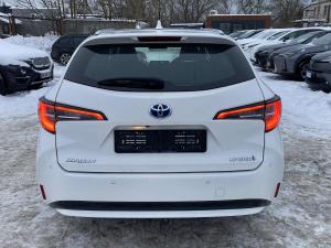 White Toyota Corolla 2019 in Vilnius, with an engine capacity of 1.80 L and mileage of 182 thousand km for 11900 €, photo 8 on AUTOMOTO.COM.LV