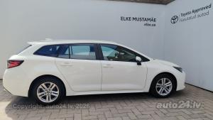 White Toyota Corolla 2019 in Tallinn, with an engine capacity of 1.20 L and mileage of 93 thousand km for 15495 €, photo 17 on AUTOMOTO.COM.LV