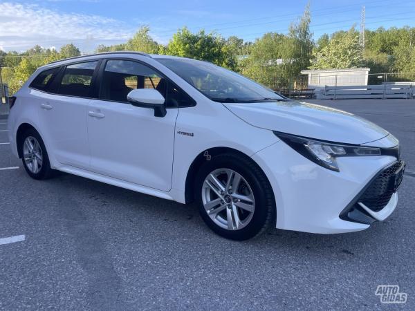 White Toyota Corolla 2019 in Kaunas, with an engine capacity of 1.80 L and mileage of 216 thousand km for 12750 €, photo 9 on AUTOMOTO.COM.LV