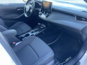 Balts Toyota Corolla 2019 Kauņa, ar dzinēja tilpumu 1.80 L un nobraukumu 216 tūkst. km par 12750 €, foto 23 vietnē AUTOMOTO.COM.LV