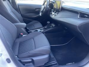Balts Toyota Corolla 2019 Kauņa, ar dzinēja tilpumu 1.80 L un nobraukumu 216 tūkst. km par 12750 €, foto 24 vietnē AUTOMOTO.COM.LV