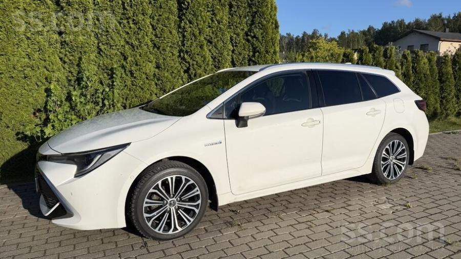 Balts Toyota Corolla 2019 Rīga, ar dzinēja tilpumu 1.80 L un nobraukumu 319 tūkst. km par 11900 €, foto 3 vietnē AUTOMOTO.COM.LV