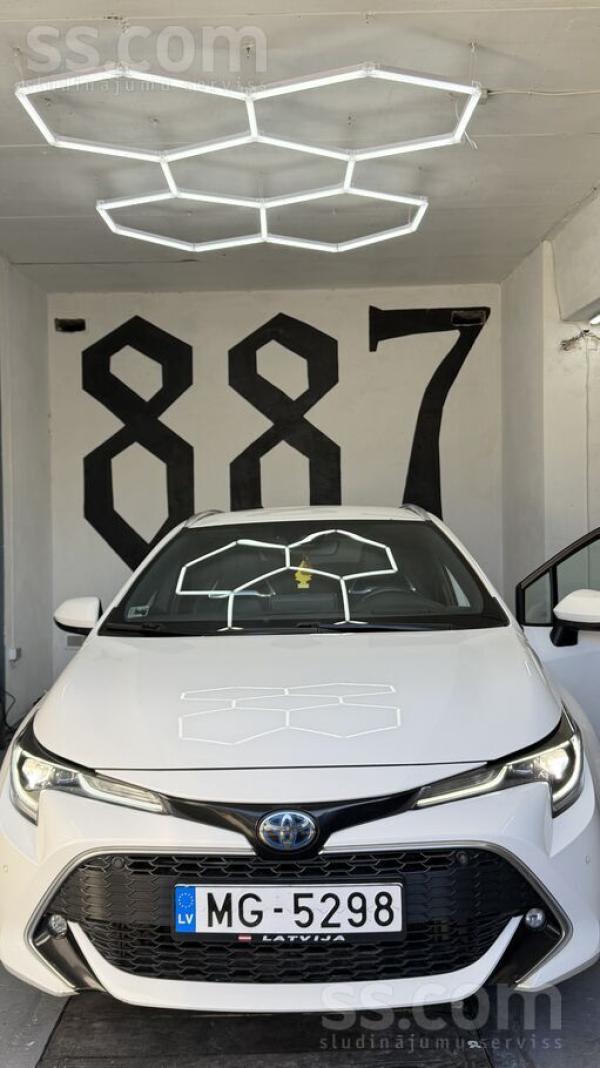 Balts Toyota Corolla 2019 Rīga, ar dzinēja tilpumu 1.80 L un nobraukumu 319 tūkst. km par 11900 €, foto 5 vietnē AUTOMOTO.COM.LV
