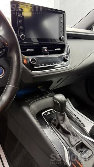 Balts Toyota Corolla 2019 Rīga, ar dzinēja tilpumu 1.80 L un nobraukumu 319 tūkst. km par 11900 €, foto 14 vietnē AUTOMOTO.COM.LV