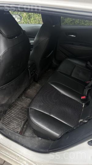 Balts Toyota Corolla 2019 Rīga, ar dzinēja tilpumu 1.80 L un nobraukumu 318 tūkst. km par 15000 €, foto 10 vietnē AUTOMOTO.COM.LV