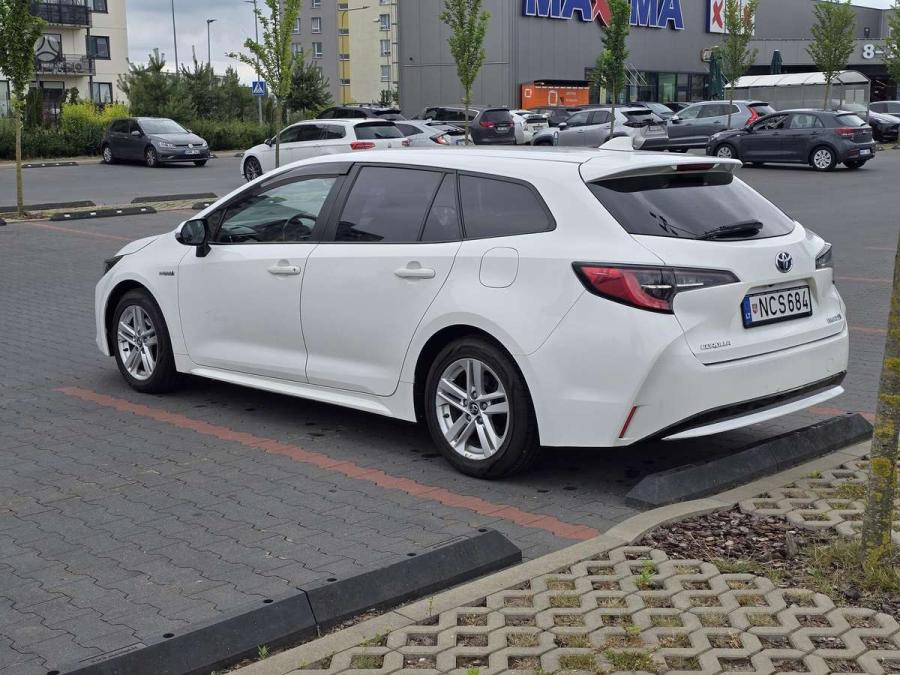 Белый Тойота Королла 2019 в Вильнюс, объемом двигателя 1.80 л и пробегом 396 тыс. км за 10900 €, фото 6 на AUTOMOTO.COM.LV