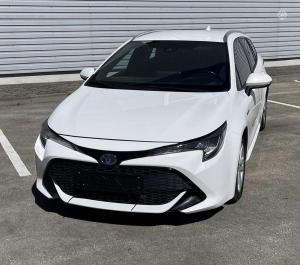 Balts Toyota Corolla 2019 Klaipėda, ar dzinēja tilpumu 1.80 L un nobraukumu 400 tūkst. km par 10890 €, foto  vietnē AUTOMOTO.COM.LV