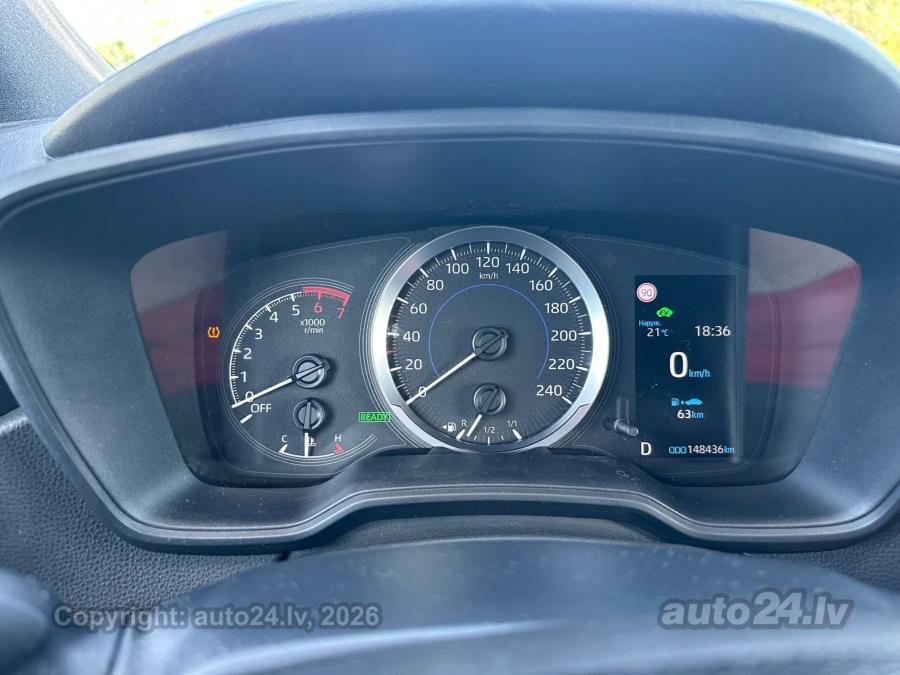 White Toyota Corolla 2019 in Tallinn, with an engine capacity of 1.80 L and mileage of 148 thousand km for 15000 €, photo 9 on AUTOMOTO.COM.LV