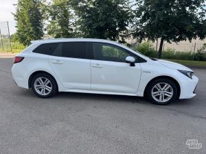 Balts Toyota Corolla 2019 Telšiai, ar dzinēja tilpumu 1.80 L un nobraukumu 261 tūkst. km par 8999 €, foto 5 vietnē AUTOMOTO.COM.LV