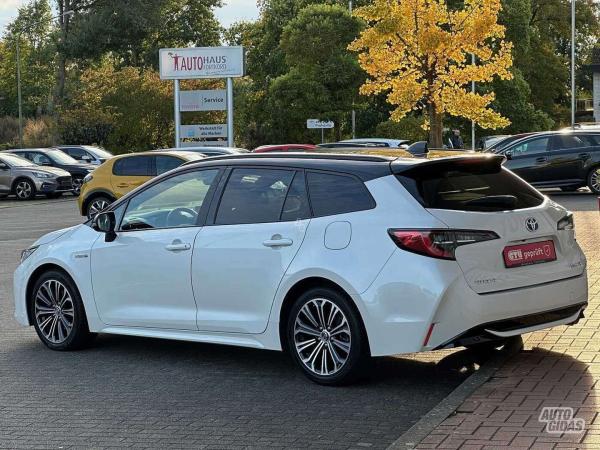 Balts Toyota Corolla 2020 Kauņa, ar dzinēja tilpumu 2.00 L un nobraukumu 100 tūkst. km par 23409 €, foto 3 vietnē AUTOMOTO.COM.LV