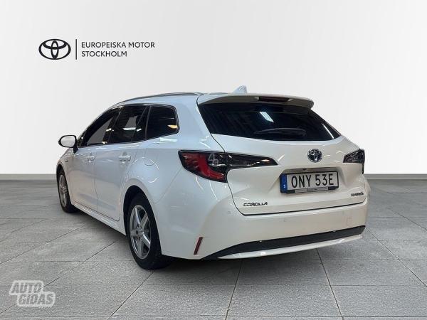 White Toyota Corolla 2020 in Kaunas, with an engine capacity of 0.00 L and mileage of 81 thousand km for 25554 €, photo 2 on AUTOMOTO.COM.LV