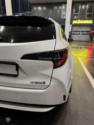 Balts Toyota Corolla 2020 Viļņa, ar dzinēja tilpumu 1.80 L un nobraukumu 77 tūkst. km par 18200 €, foto 10 vietnē AUTOMOTO.COM.LV