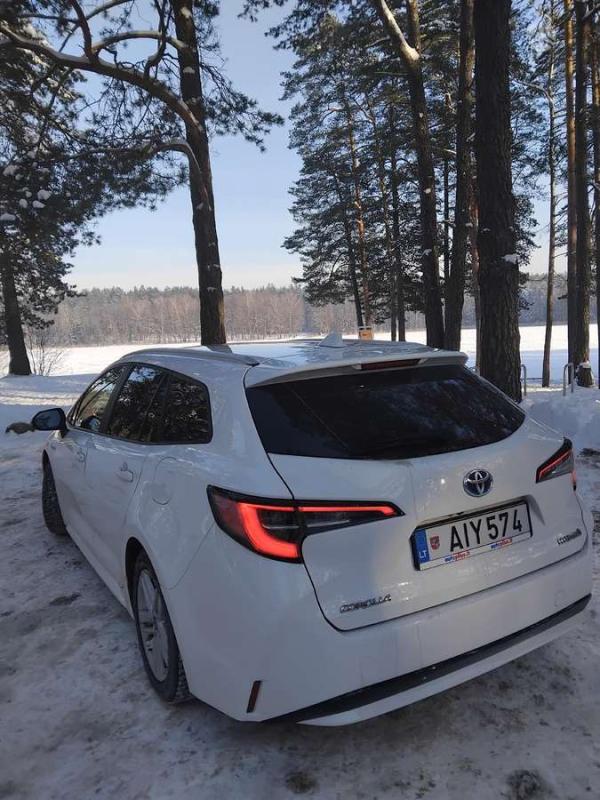 Balts Toyota Corolla 2020 Viļņa, ar dzinēja tilpumu 1.80 L un nobraukumu 182 tūkst. km par 17200 €, foto 4 vietnē AUTOMOTO.COM.LV