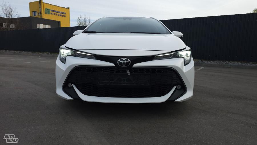 Balts Toyota Corolla 2020 Kauņa, ar dzinēja tilpumu 1.20 L un nobraukumu 136 tūkst. km par 12300 €, foto 5 vietnē AUTOMOTO.COM.LV