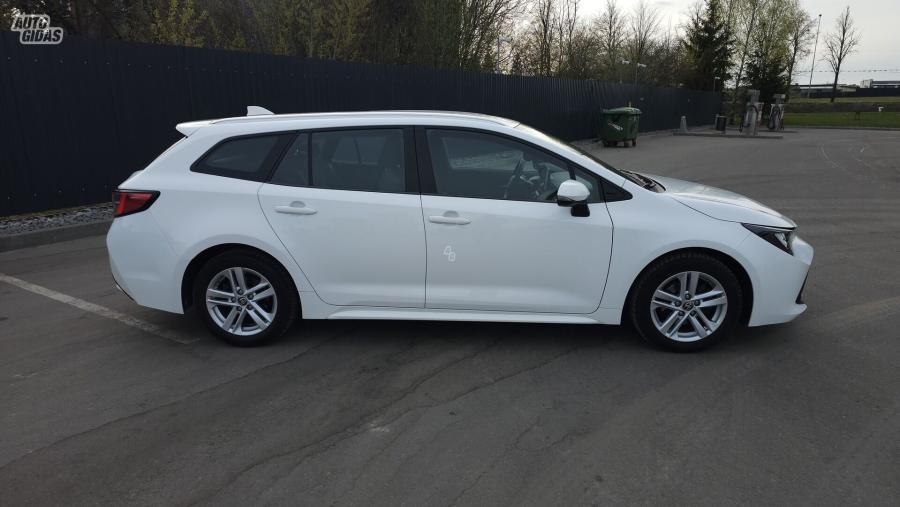 Balts Toyota Corolla 2020 Kauņa, ar dzinēja tilpumu 1.20 L un nobraukumu 136 tūkst. km par 12300 €, foto 9 vietnē AUTOMOTO.COM.LV