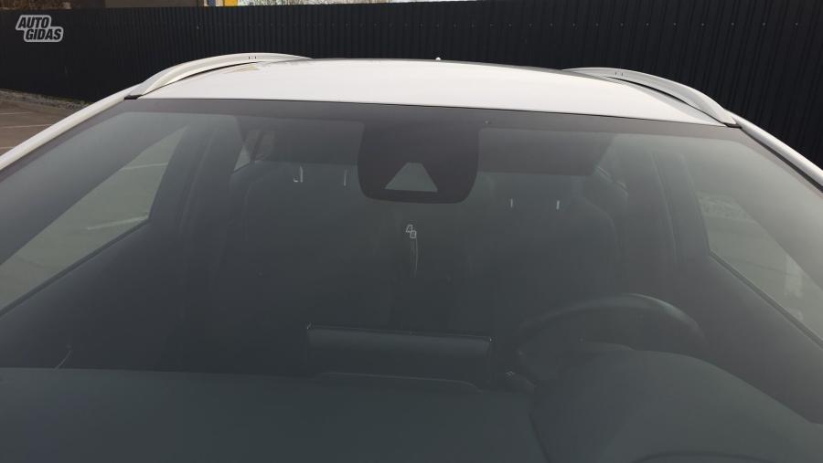 Balts Toyota Corolla 2020 Kauņa, ar dzinēja tilpumu 1.20 L un nobraukumu 136 tūkst. km par 12300 €, foto 11 vietnē AUTOMOTO.COM.LV