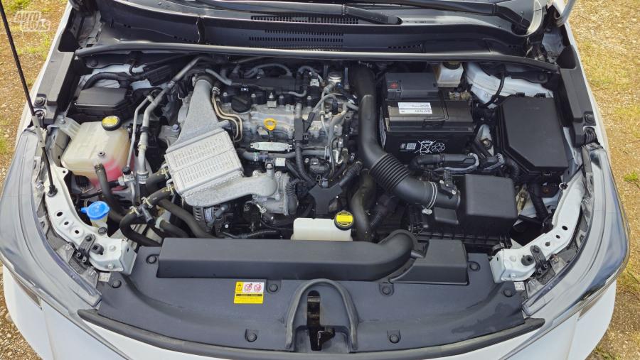 Balts Toyota Corolla 2020 Kauņa, ar dzinēja tilpumu 1.20 L un nobraukumu 136 tūkst. km par 12300 €, foto 18 vietnē AUTOMOTO.COM.LV