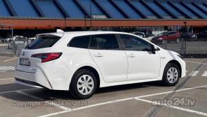 Balts Toyota Corolla 2020 Tallina, ar dzinēja tilpumu 1.80 L un nobraukumu 78 tūkst. km par 16990 €, foto 5 vietnē AUTOMOTO.COM.LV
