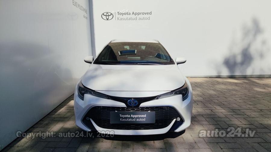White Toyota Corolla 2020 in Tallinn, with an engine capacity of 1.80 L and mileage of 185 thousand km for 17900 €, photo 6 on AUTOMOTO.COM.LV