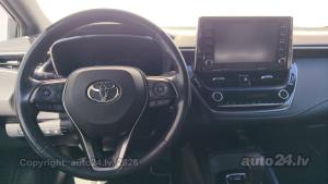 White Toyota Corolla 2020 in Tallinn, with an engine capacity of 1.80 L and mileage of 185 thousand km for 17900 €, photo 10 on AUTOMOTO.COM.LV