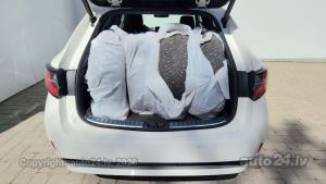 White Toyota Corolla 2020 in Tallinn, with an engine capacity of 1.80 L and mileage of 185 thousand km for 17900 €, photo 20 on AUTOMOTO.COM.LV