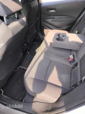 White Toyota Corolla 2020 in Tallinn, with an engine capacity of 1.80 L and mileage of 128 thousand km for 16000 €, photo 12 on AUTOMOTO.COM.LV