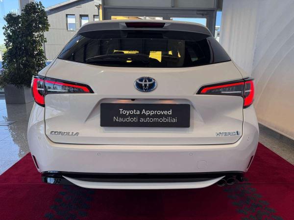 Balts Toyota Corolla 2020 Šauļi, ar dzinēja tilpumu 1.99 L un nobraukumu 71 tūkst. km par 19800 €, foto 8 vietnē AUTOMOTO.COM.LV