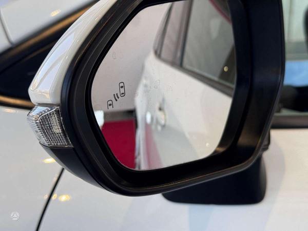 Balts Toyota Corolla 2020 Šauļi, ar dzinēja tilpumu 1.99 L un nobraukumu 71 tūkst. km par 19800 €, foto 10 vietnē AUTOMOTO.COM.LV