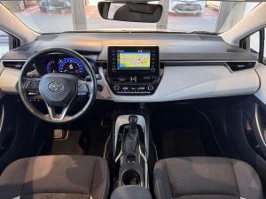 Balts Toyota Corolla 2020 Šauļi, ar dzinēja tilpumu 1.99 L un nobraukumu 71 tūkst. km par 19800 €, foto 16 vietnē AUTOMOTO.COM.LV